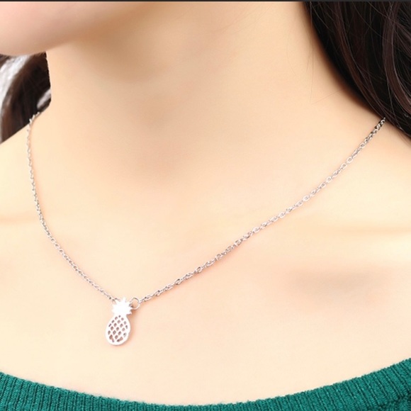 Jewelry | Silver Pineapple Pendant Necklace | Poshmark